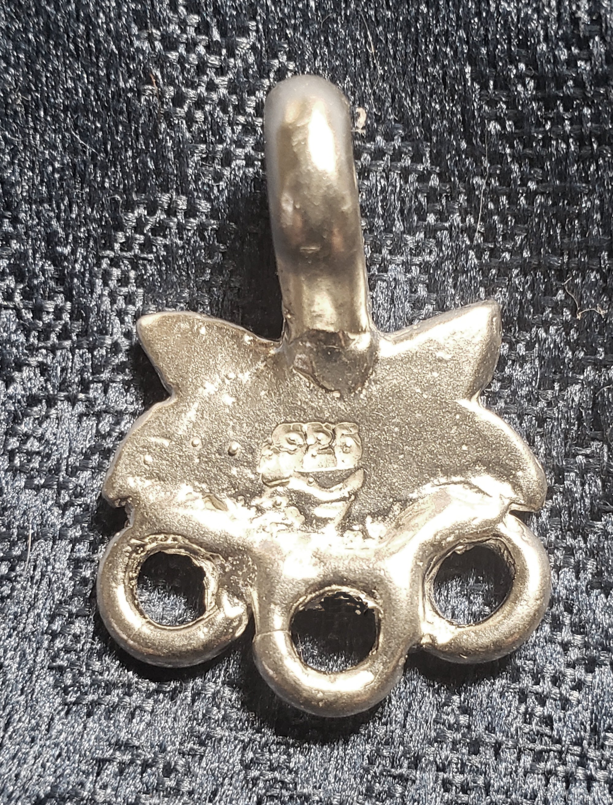 Bead Hanger - Borre Style Cat with Triple Ring - 5313S – Dragonscale ...