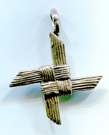 Brigit Cross - Small - 6011S – Dragonscale Jewelry & Fine Arts